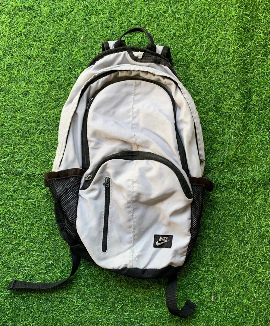 Nike Backpack, Men's Fashion, Bags, Backpacks on Carousell