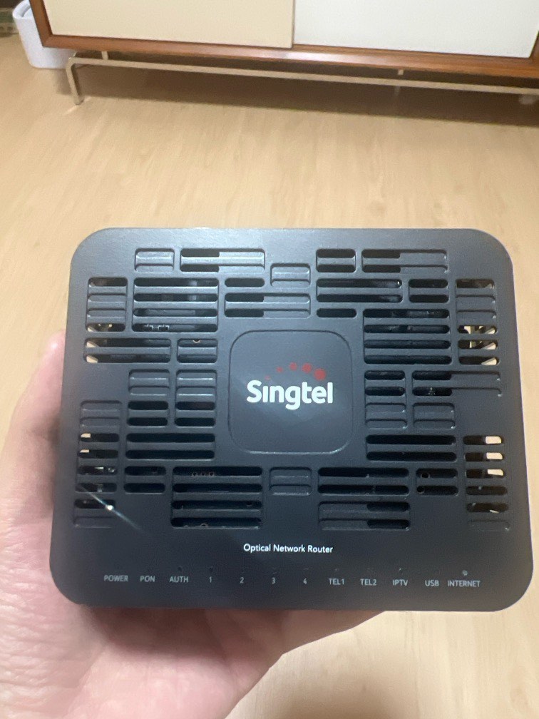 Nokia G-240G-E Optical Network Router, Computers & Tech, Parts ...