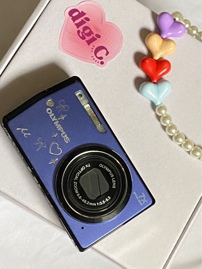 OLYMPUS mju 7000 digital camera, Photography, Cameras on Carousell