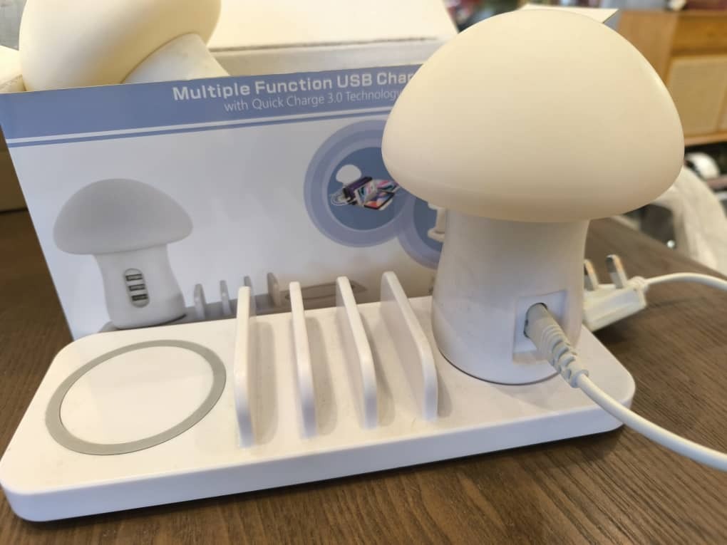 Opus 3 USB Port Charges W/Qualcomm Quick Charge 3.0, Furniture & Home ...