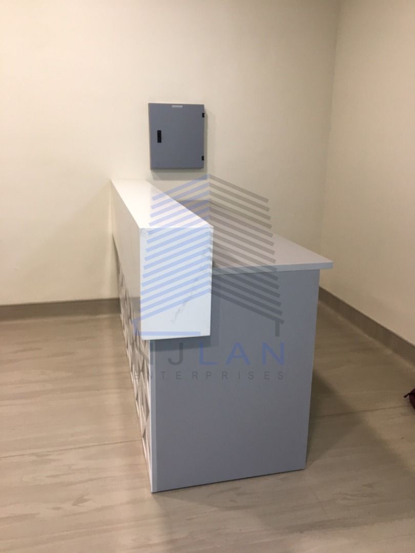 RECEPTION DESK/OFFICE PARTITION /OFFICE FURNITURE, Furniture & Home ...