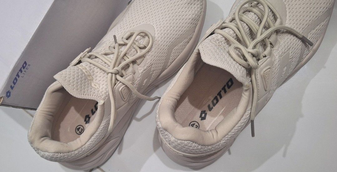 Sepatu Running Lari Pria Lotto Benny Beige Men Size 43 Original Mulus ...