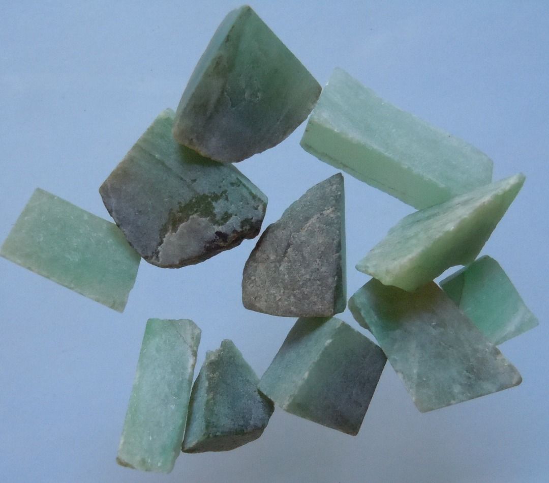 Set Of 11 Genuine Jadeite Jade Cut Pieces - 7.52 Grams, Hobbies & Toys ...