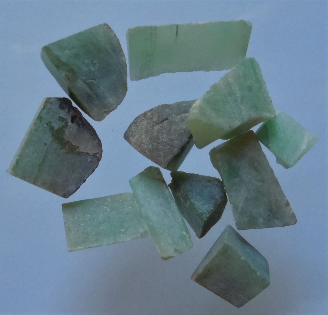 Set Of 11 Genuine Jadeite Jade Cut Pieces - 7.52 Grams, Hobbies & Toys ...