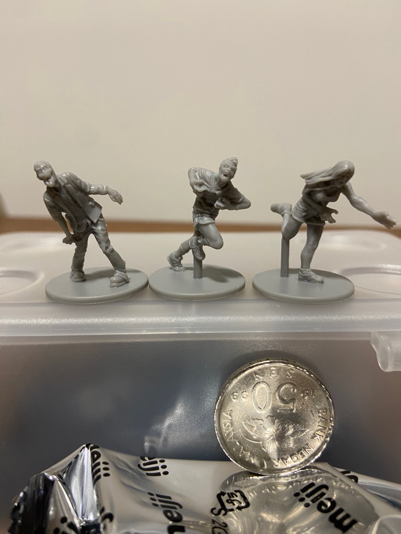 Set of 3 miniature grey Zombies from Zombicide Prison Outbreak running ...