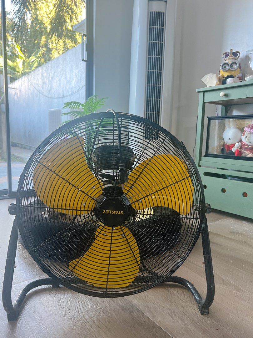 Stanley LP ST-20F-E Floor Fan 20" 120W industrial floor fan, Furniture ...
