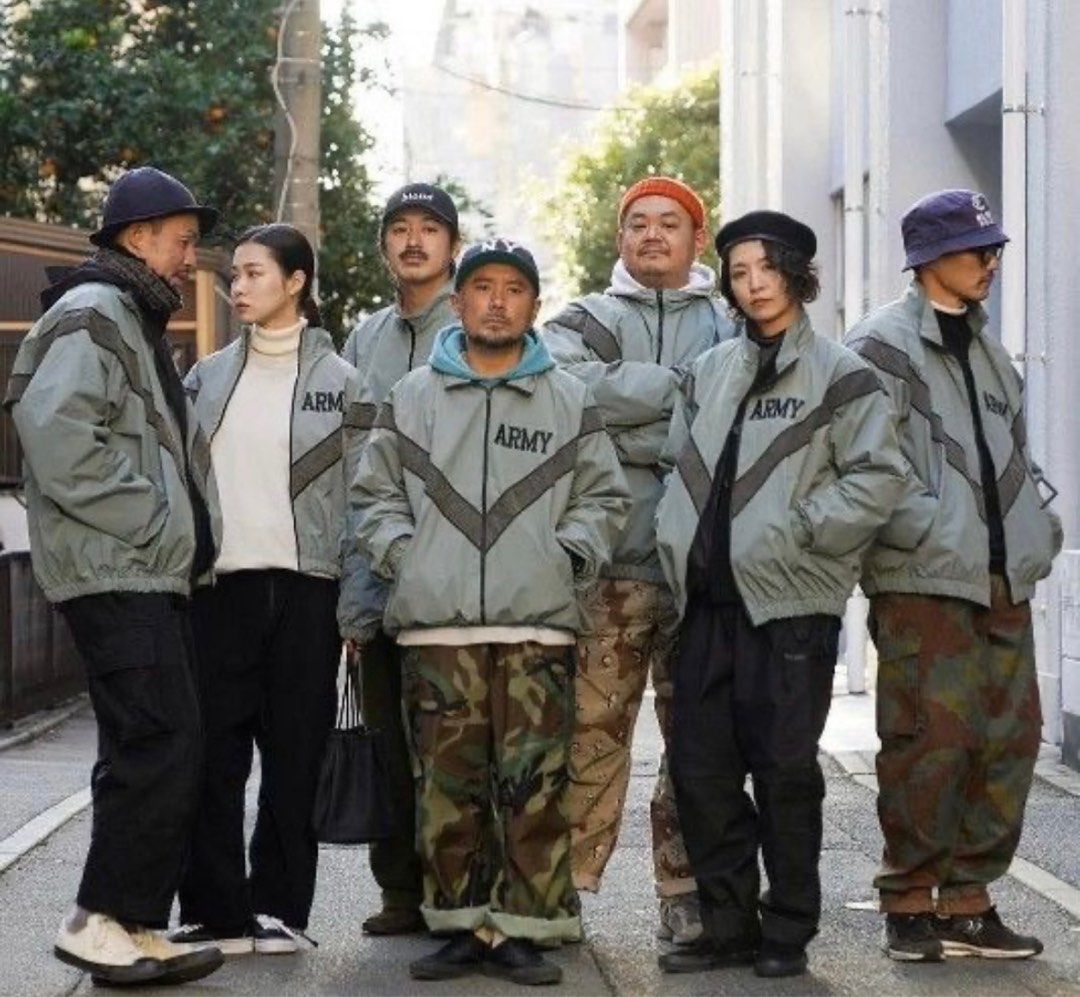 US Army IPFU 3M Reflective Digital Camo Zip Up Windbreaker Jacket, Men ...