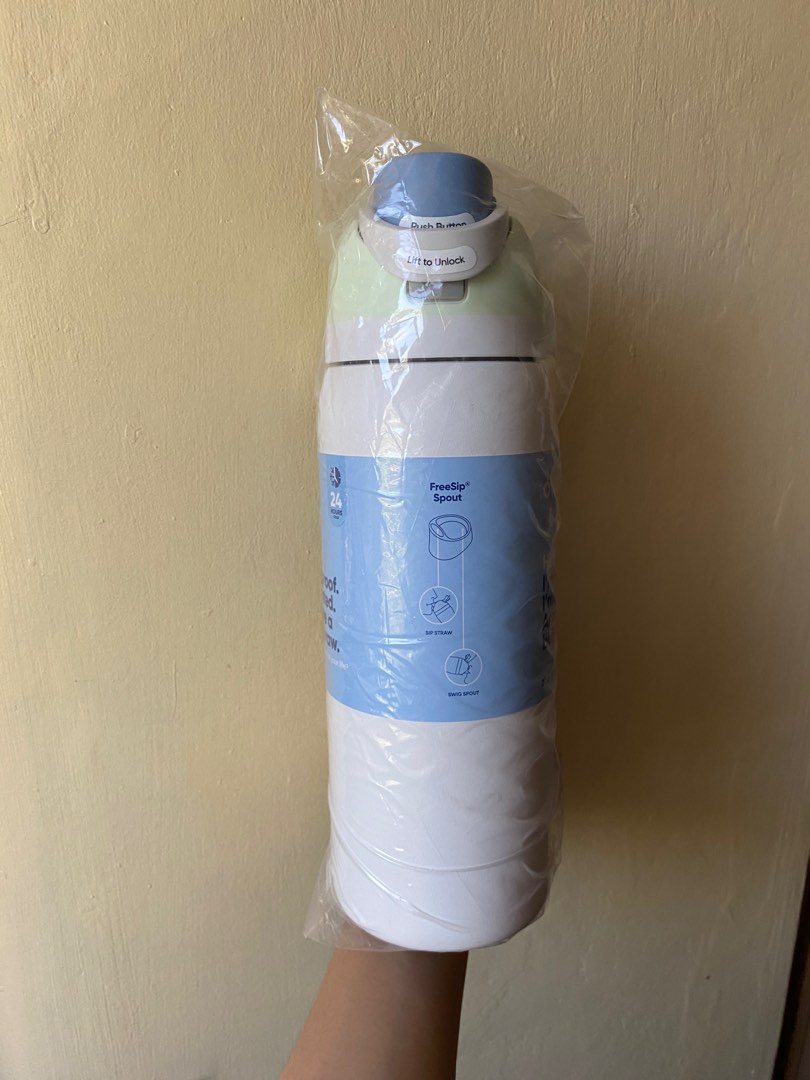 32oz Ice breeze Owala Freesip, Furniture & Home Living, Kitchenware ...