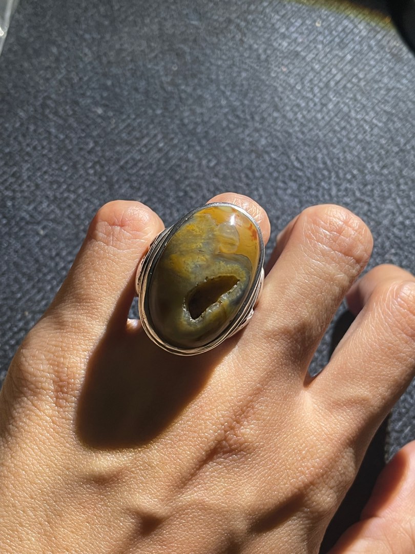 BATU KUNYIT TELAGA BURUK IKAT PERAK 925, Men's Fashion, Watches ...