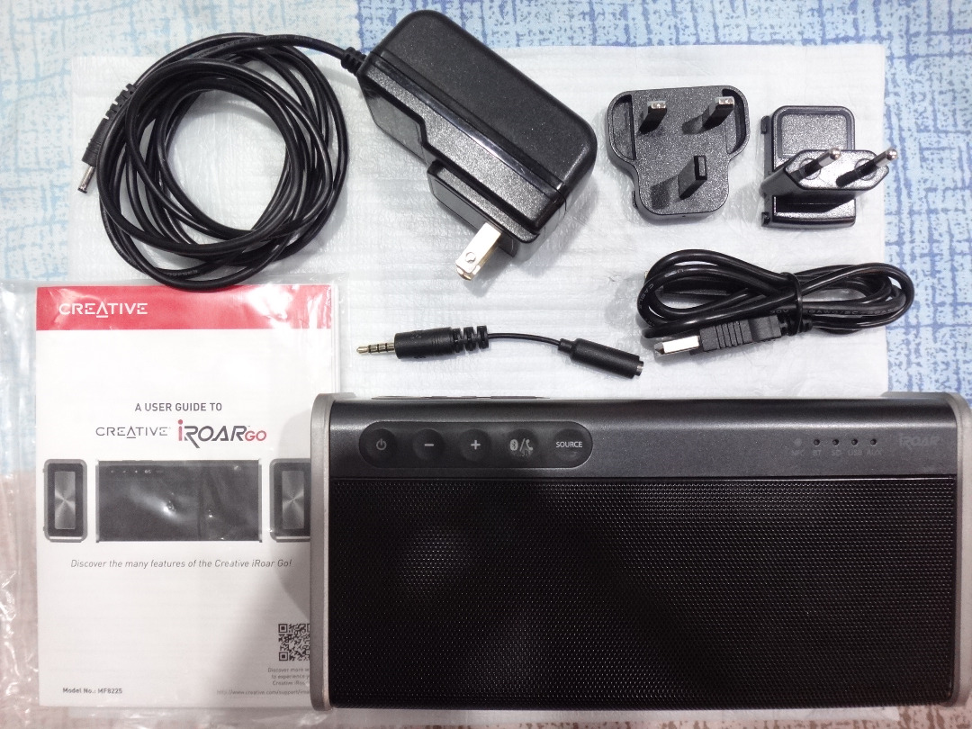 CREATIVE iROAR GO Portable Speaker with Bluetooth, AUX, MicroSD, and ...