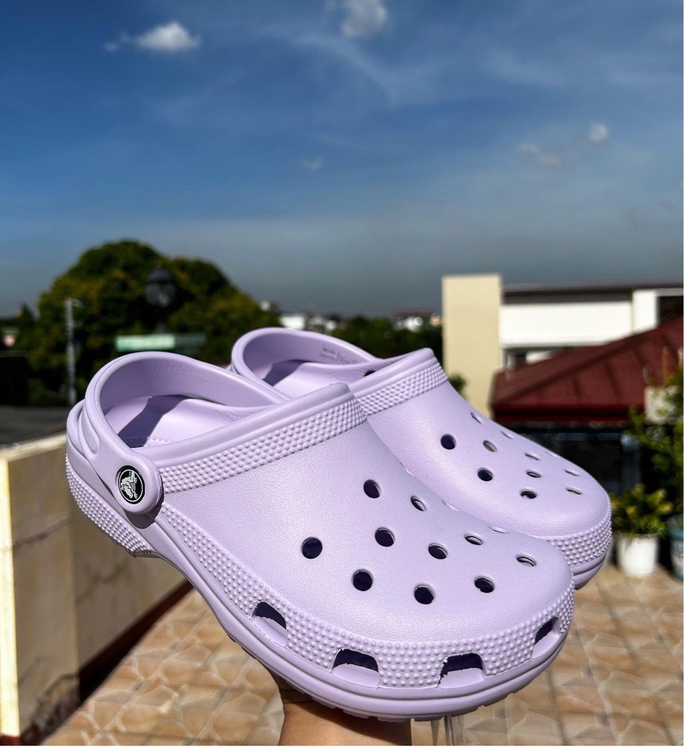 CROCS CLASSIC LAVENDER CLOG, Women's Fashion, Footwear, Slippers and ...