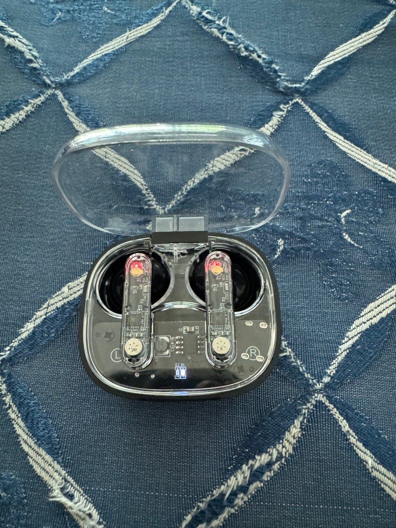 Daiso earphones Skeleton true wireless earphones black Bluetooth earphones, Audio, Earphones on ...