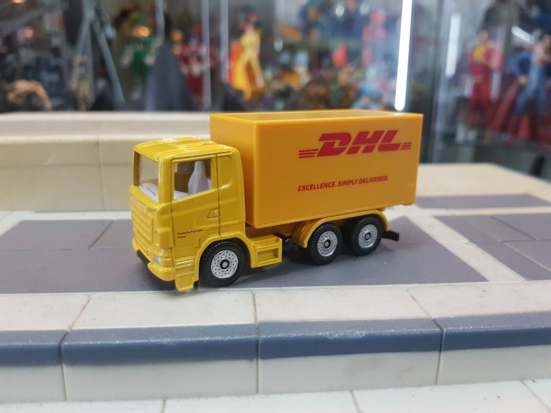 DHL Delivery Lorry, Hobbies & Toys, Toys & Games on Carousell