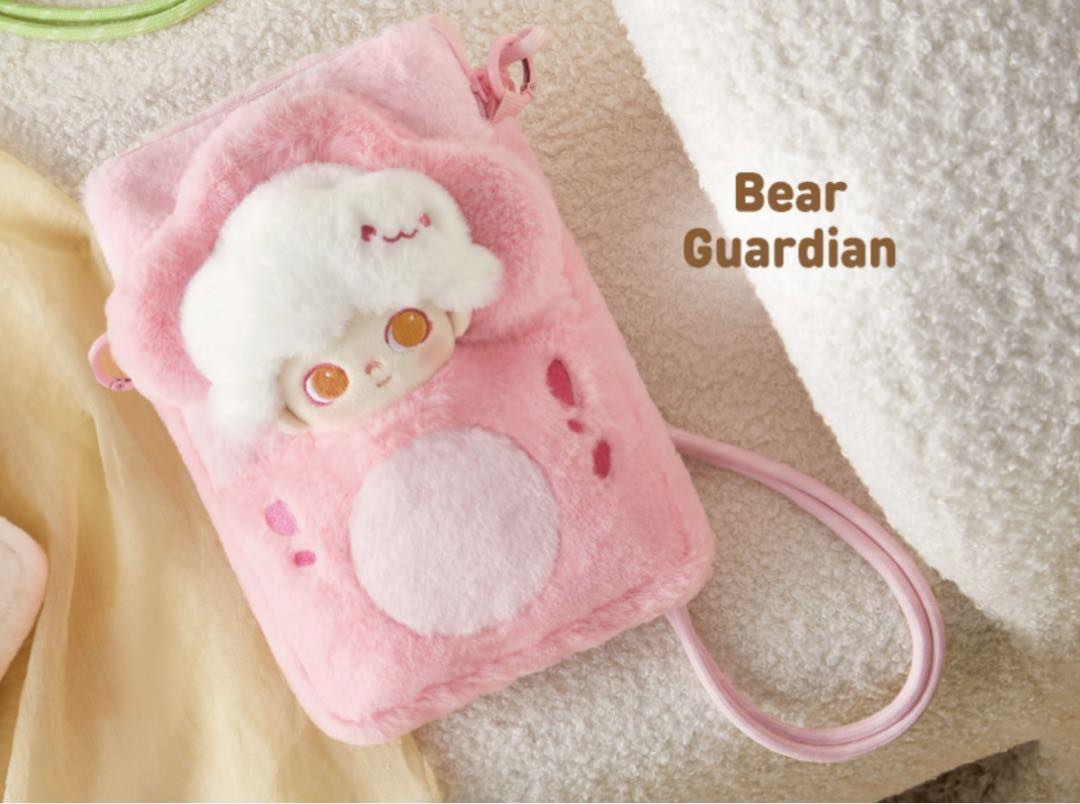 DIMOO Weaving Wonders Quilt Phone Case - Bear Guardian, Women's Fashion ...