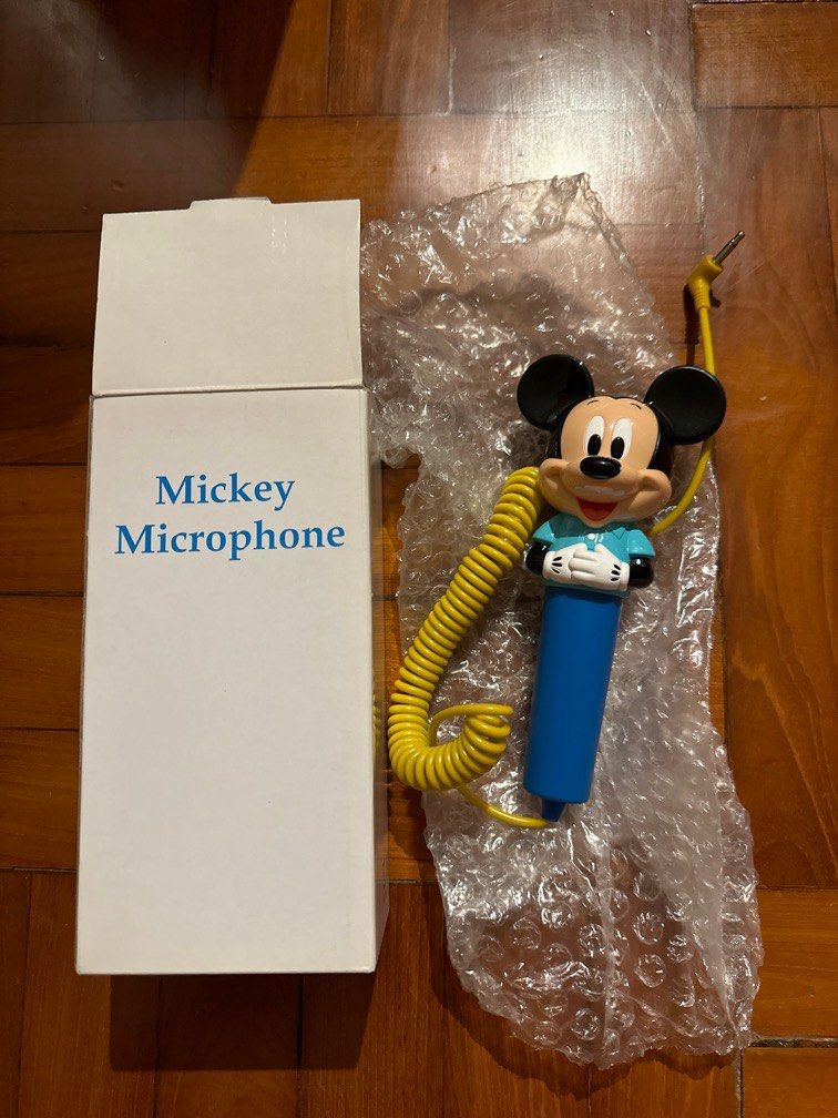 DWE Mickey Microphone, 興趣及遊戲, 書本 & 文具, 兒童書籍 - Carousell