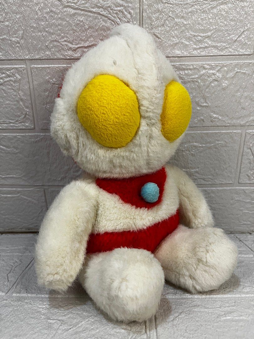 Japanese Superhero Ultraman Red Vintage Plush/Stufftoy, Hobbies & Toys ...