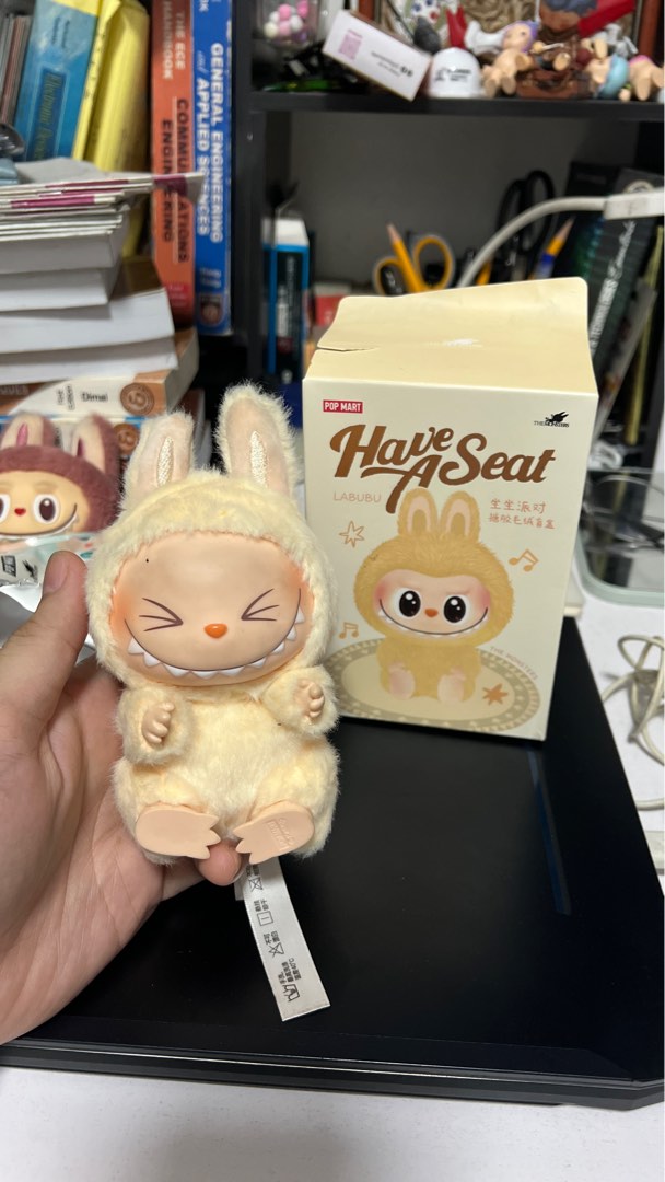 labubu sisi, Hobbies & Toys, Memorabilia & Collectibles, Vintage ...