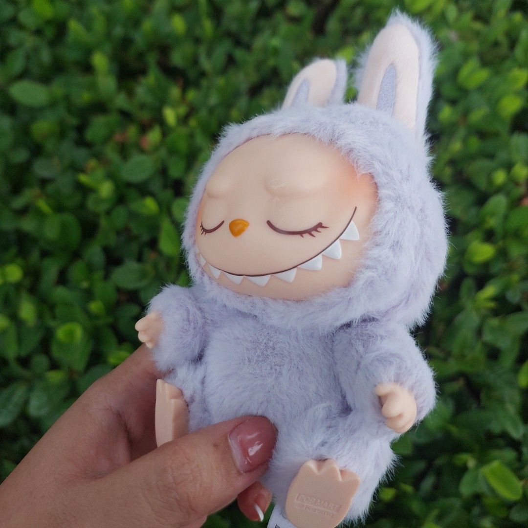 Labubu Zizi ori popmart 100%, Toys & Collectibles, Mainan di Carousell
