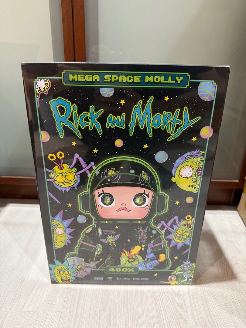 Mega Space Molly 400% Rick and Morty, Hobbies & Toys, Toys & Games on ...