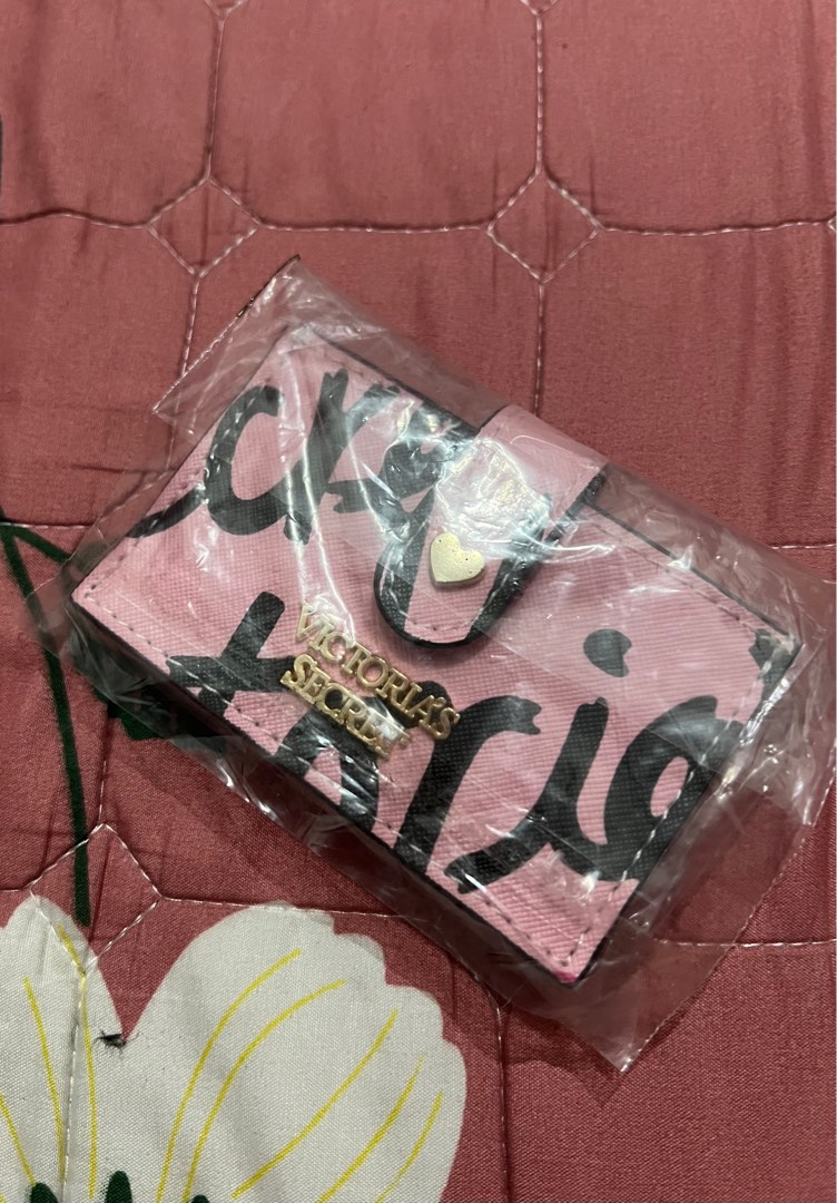 Original VS Card Holder, Women's Fashion, Bags & Wallets, Wallets ...