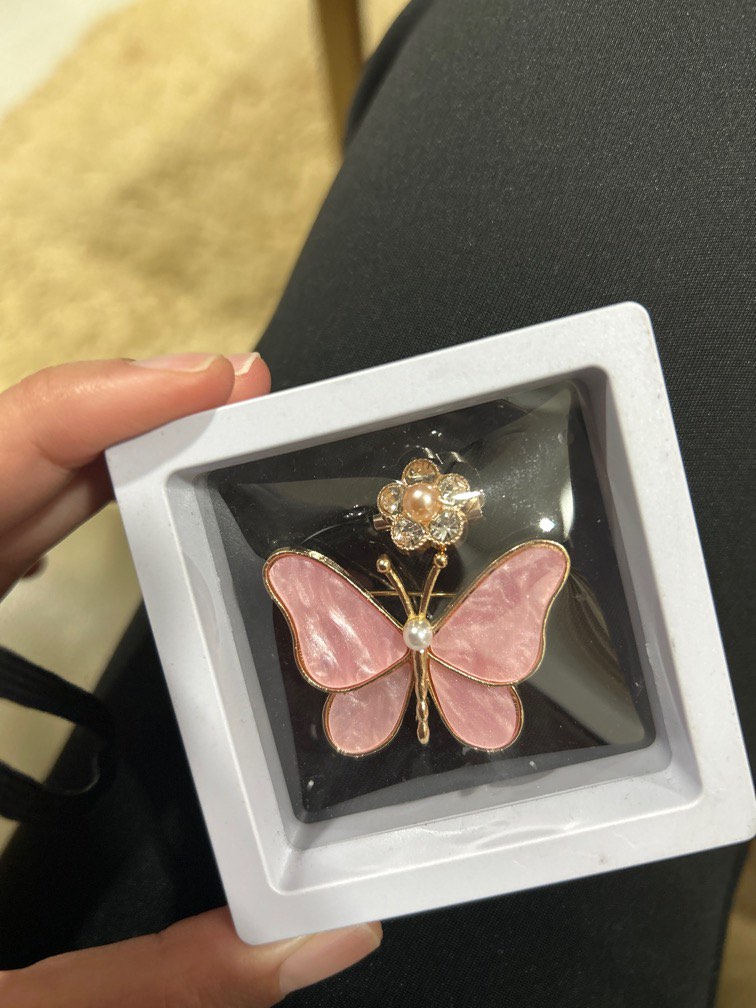 Pink butterfly flower brooch / kerongsang sabah, Women's Fashion ...