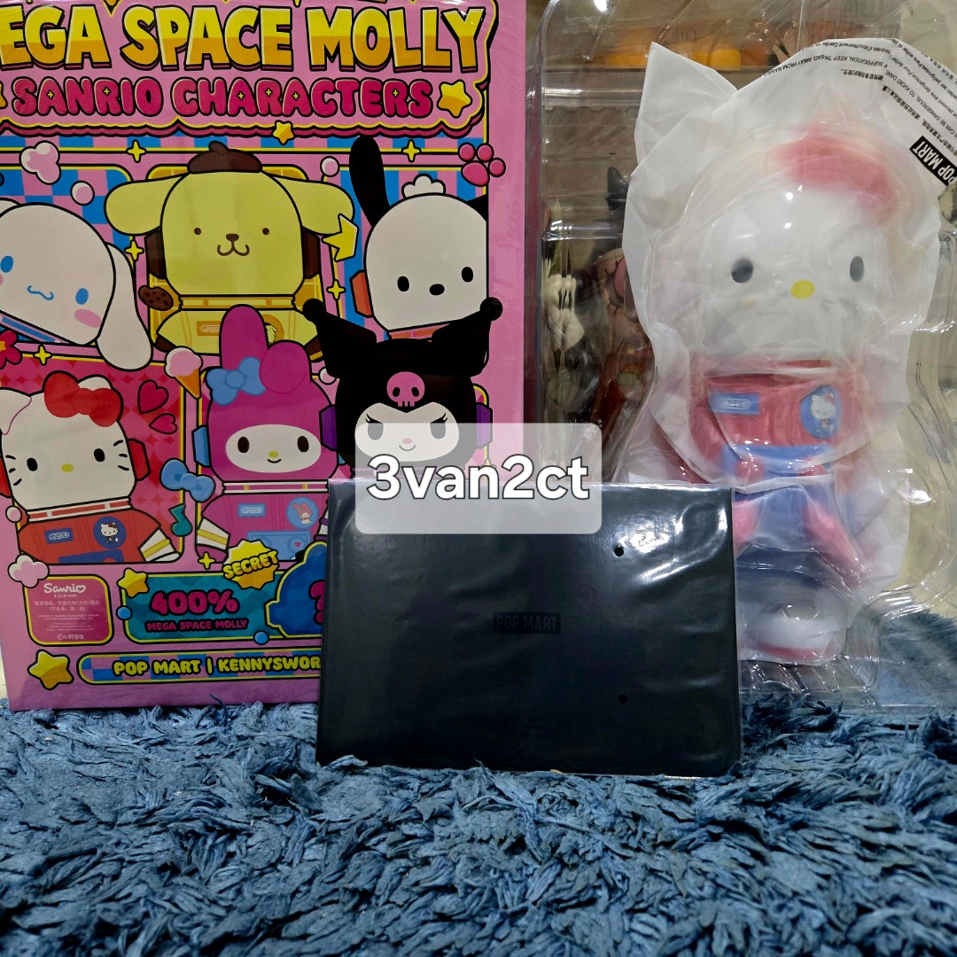 Pop Mart Mega Space Molly 400% Sanrio (Hello Kitty, Kuromi, Pompompurin ...