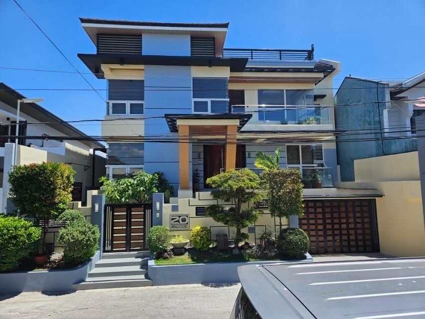 Rush Sale: Below Market Value House with Premium Features in BF Homes ...