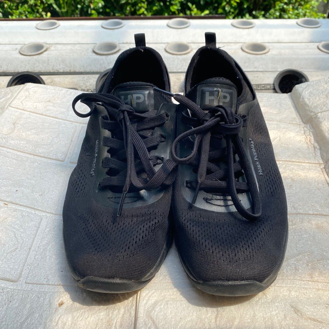 Sepatu hushpupies, Fesyen Pria, Sepatu , Sneakers di Carousell