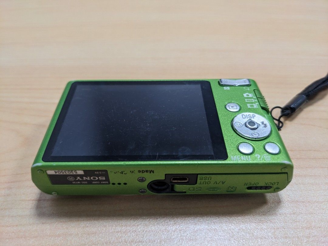 SONY Cyber-shot Digital Camera DSC-W730 Green 16.1 MP 8x Zoom, Photography, Cameras on Carousell