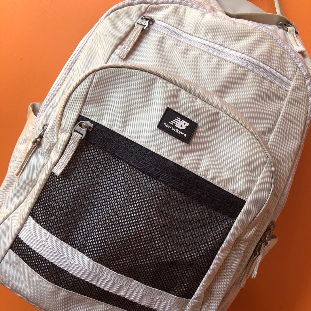 Tas New Balance Soft Gray, Fesyen Pria, Tas & Dompet , Tas Kantor di ...