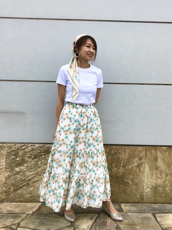 UNIQLO X Paul & Joe tiered floral skirt • Uniqlo collab Paul & Joe ...