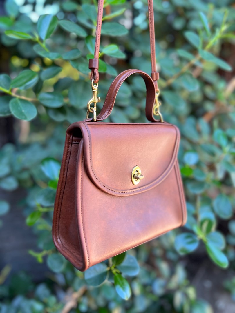 Vintage Coach Regina 9983, Luxury, Bags & Wallets on Carousell