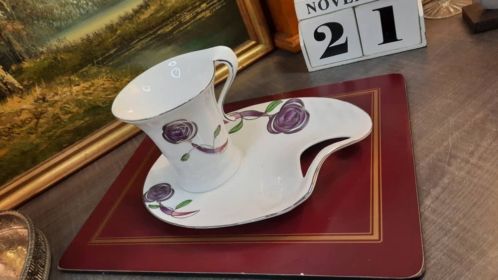 Vintage Leonardo Collection Rennie Mackintosh Roses Wave Mug & Extended ...