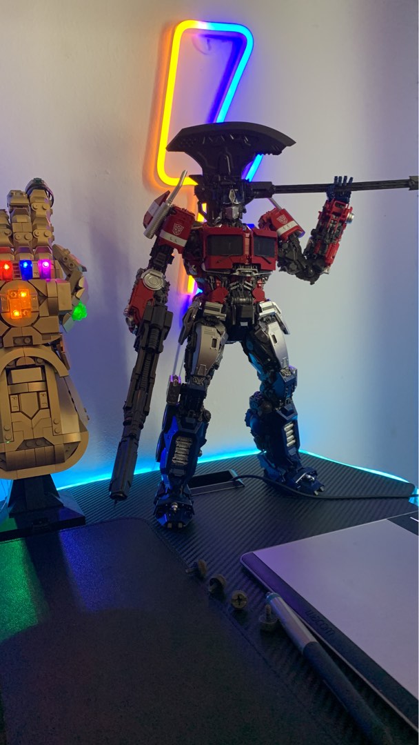 YOLO PARK BUMBLEBEE MOVIE OPTIMUS PRIME, Hobbies & Toys, Toys & Games ...