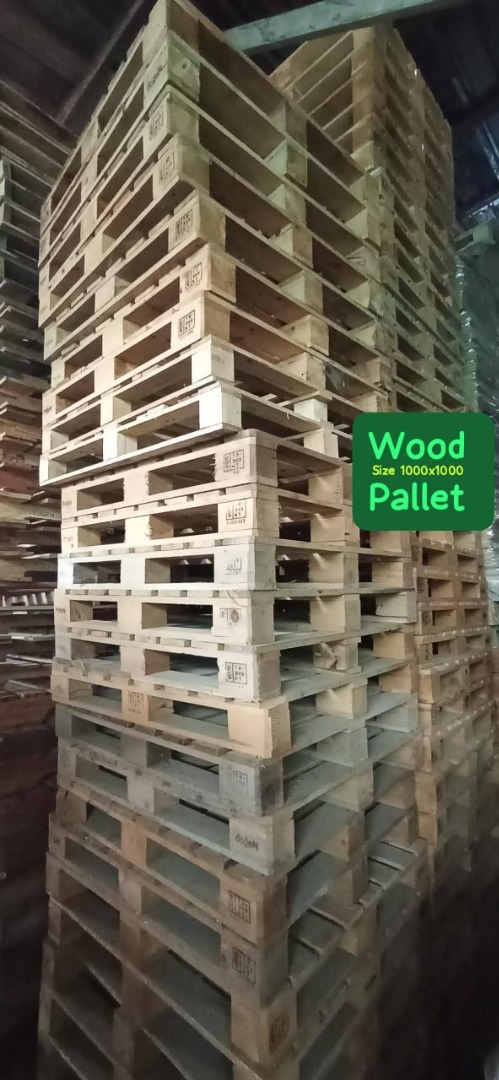 1000x1000 wood pallet for sale, Furniture & Home Living, Outdoor ...