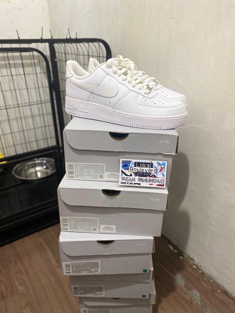 Below srp Air force 1 Triple white, Women's Fashion, Footwear, Sneakers ...