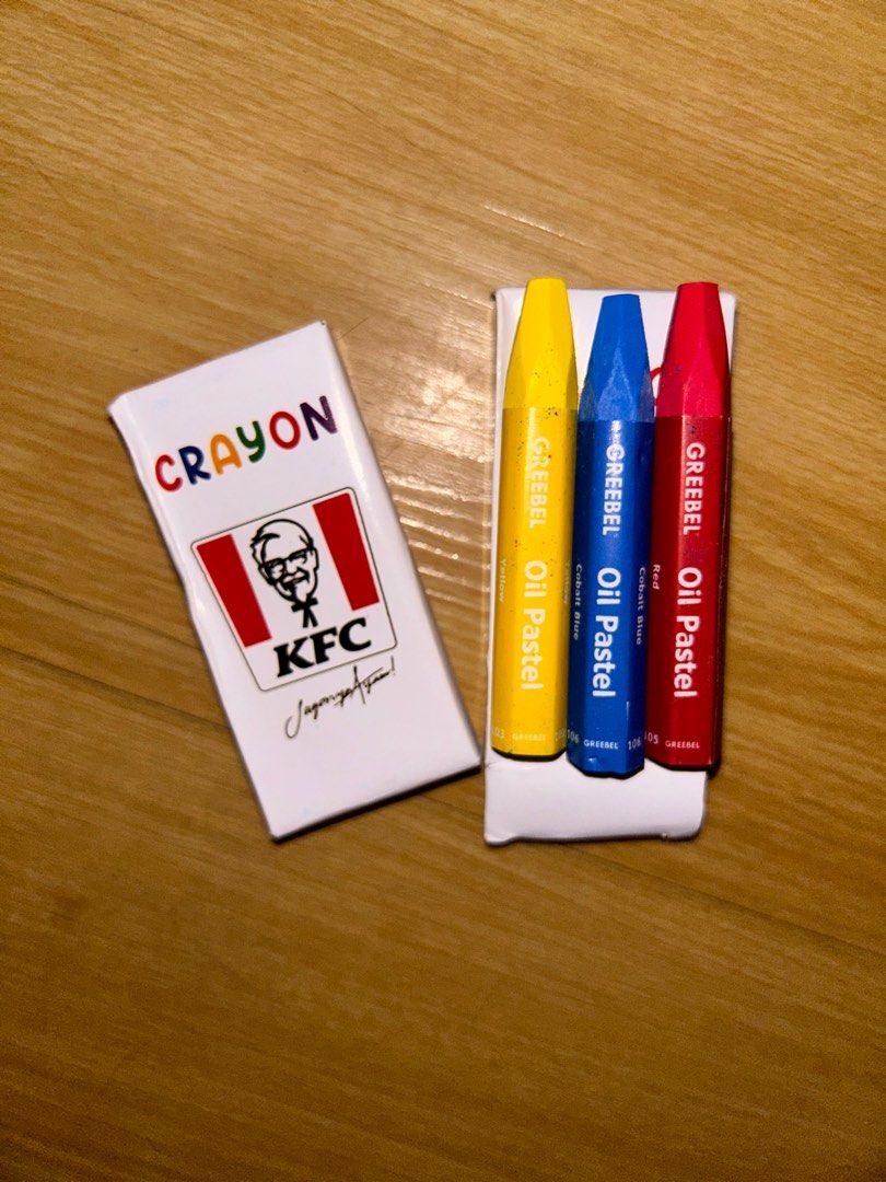 Free Bonus - Crayon Colouring From Kfc Warna Kuning, Biru dan Merah ...