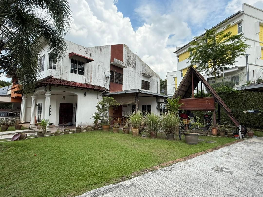DOUBLE STOREY CORNER LOT HOUSE, Property, For Sale on Carousell