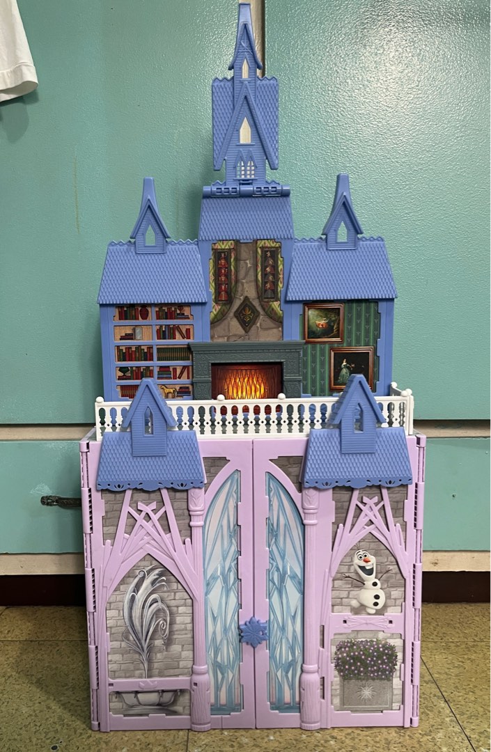 Frozen Elsa Castle Doll House, Hobbies & Toys, Toys & Games on Carousell