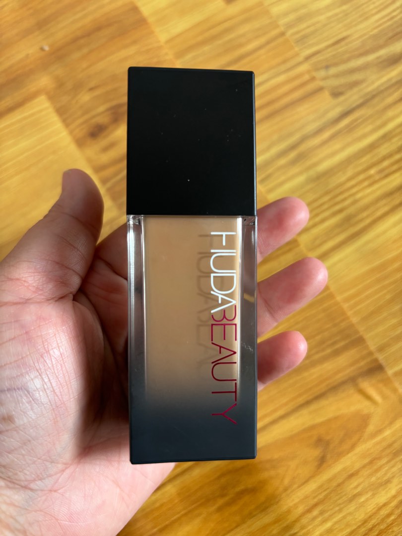 Huda Beauty Foundation code Chai, Beauty & Personal Care, Face, Makeup ...