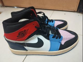 Kasut WMNS Nike Air Jordan 1, Women's Fashion, Footwear, Sneakers on ...