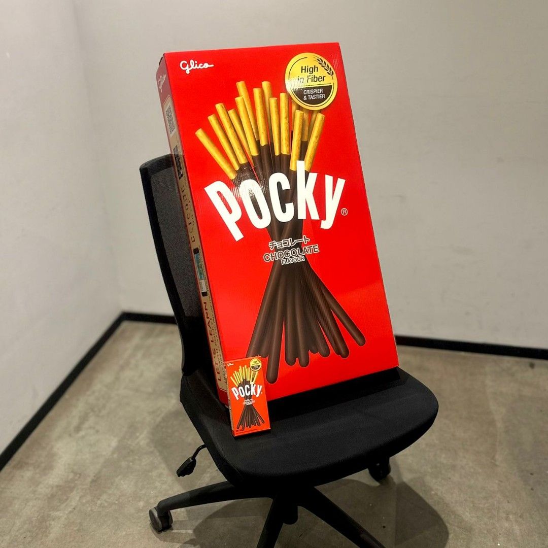 Limited Edition - Giant Pocky, Food & Drinks, Other Food & Drinks on ...