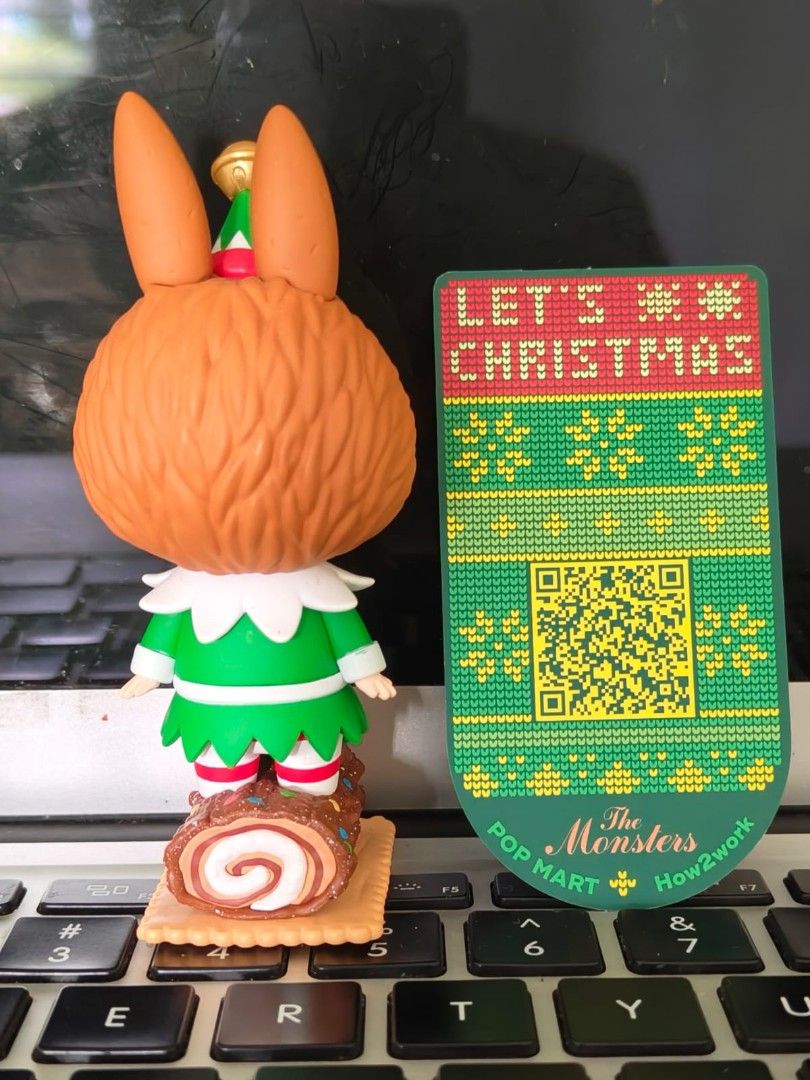 Popmart labubu Christmas fig, Hobbies & Toys, Toys & Games on Carousell