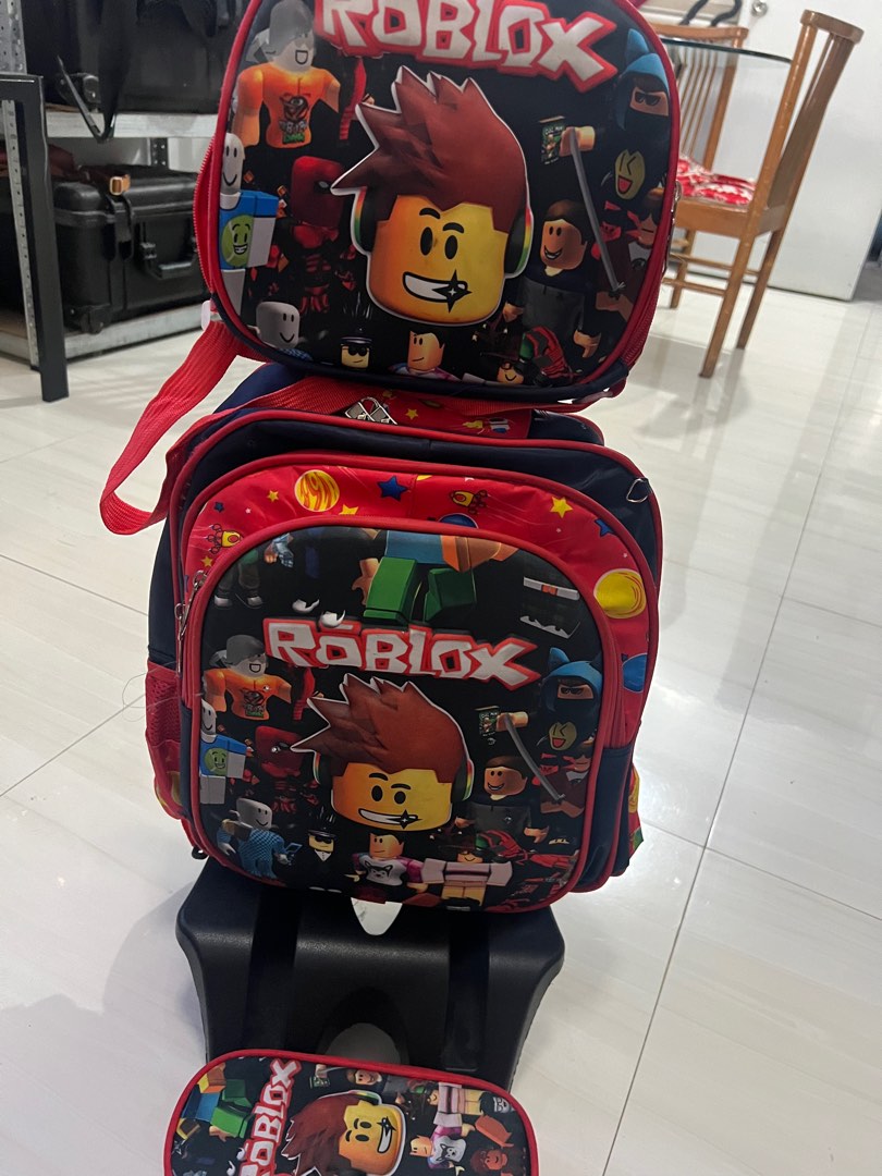 Prloved roblox trolley with lights, Hobbies & Toys, Stationary & Craft ...