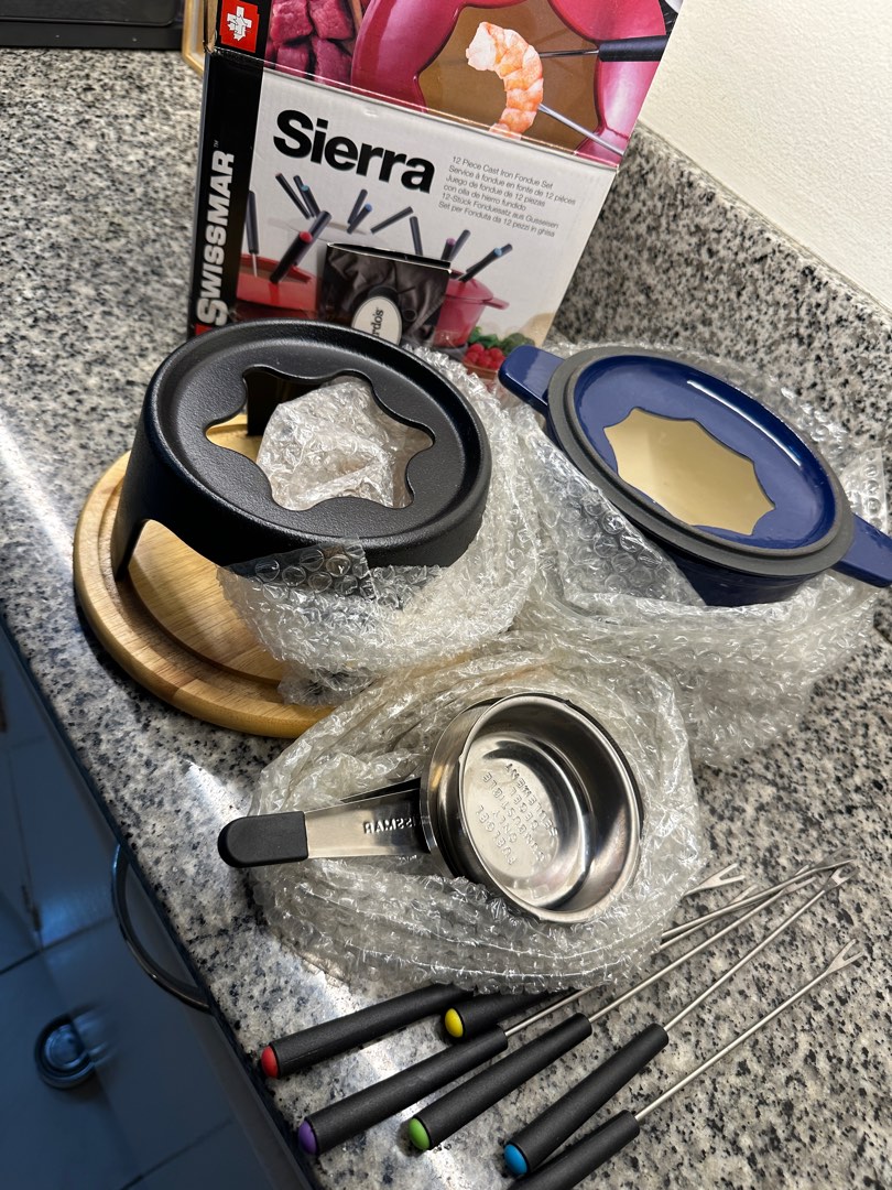 Sierra cast iron fondue set, TV & Home Appliances, Kitchen Appliances ...