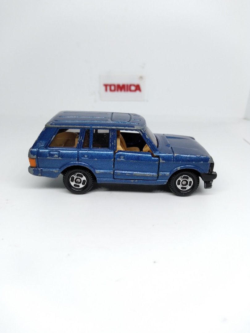 TOMICA - TOYOTA LAND CRUISER RM28 n RANGE ROVER RM25, Hobbies & Toys ...