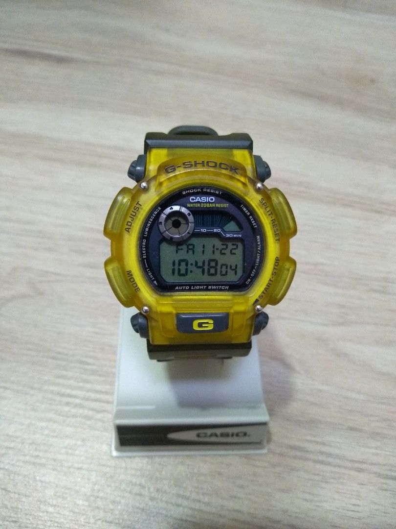 Vintage Casio G-Shock DW 9000 X-treme Jelly, Men's Fashion, Watches ...