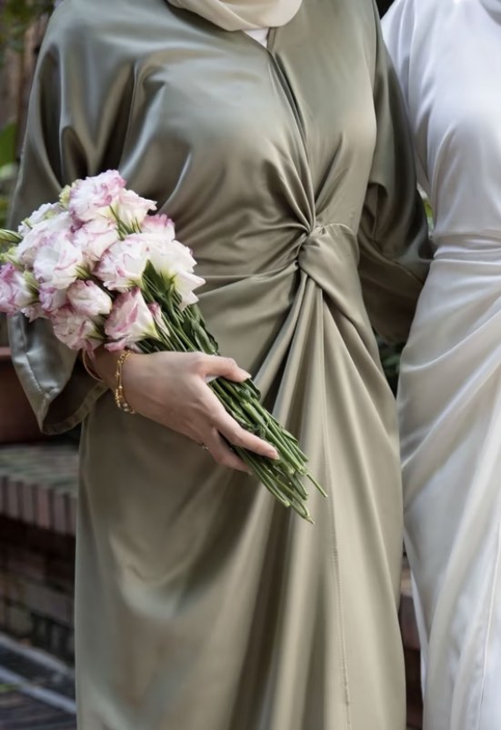 Caleste athena satin knot dress pistachio , Women's Fashion, Dresses ...