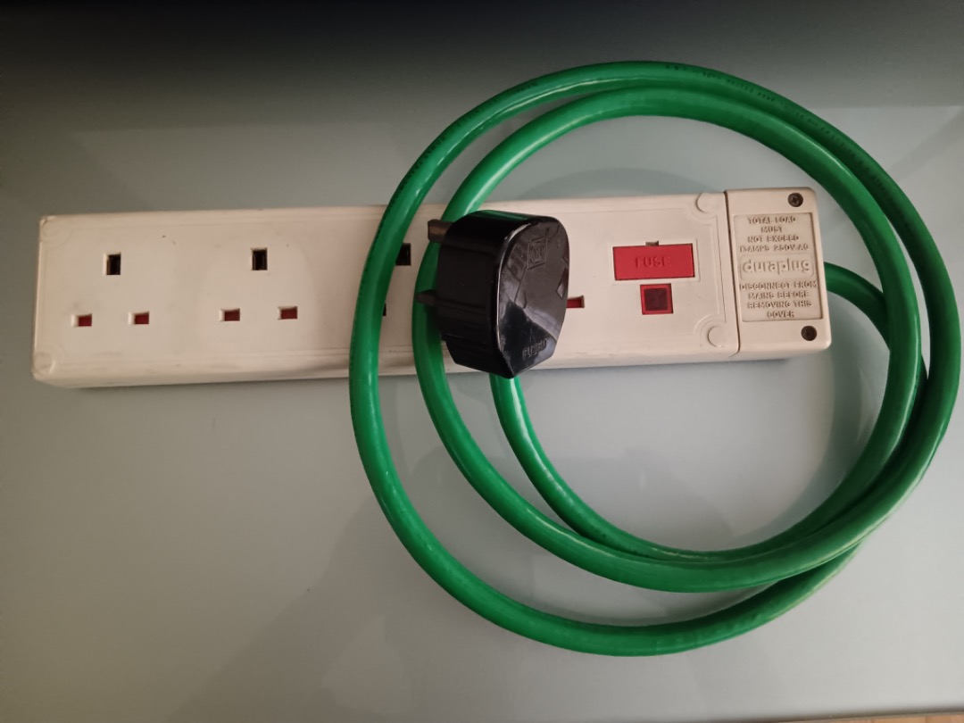 Duraplug gold bar power extension with 2M XLO power cable and MK power ...