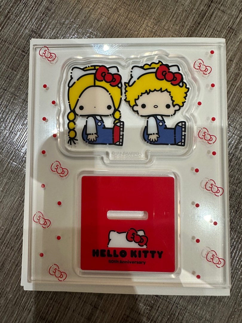 Hello Kitty 50週年 膠牌 盲盒 Patty & Jimmy/ Hello Kitty 可買可換, 興趣及遊戲, 玩具 & 遊戲類 ...